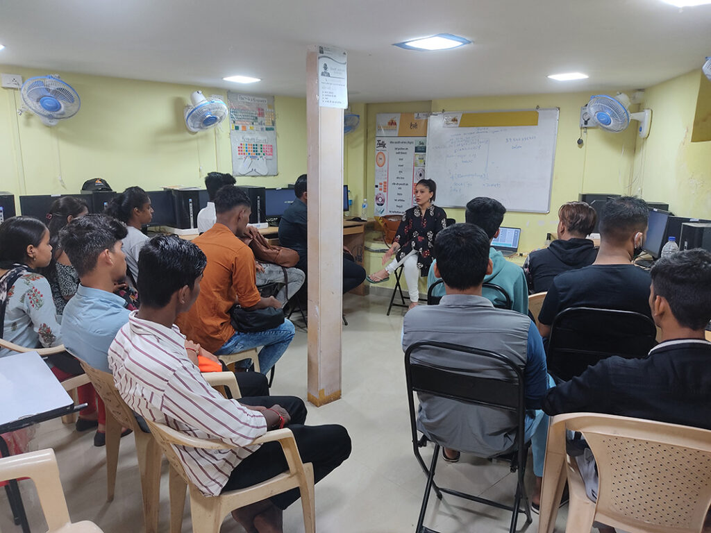 Hospitality Management Course | Free Training in 5 star Hotels India